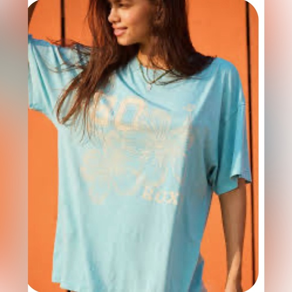 Roxy | Tops | Nwt Roxy Blue Collegiate Hibiscus Tee | Poshmark